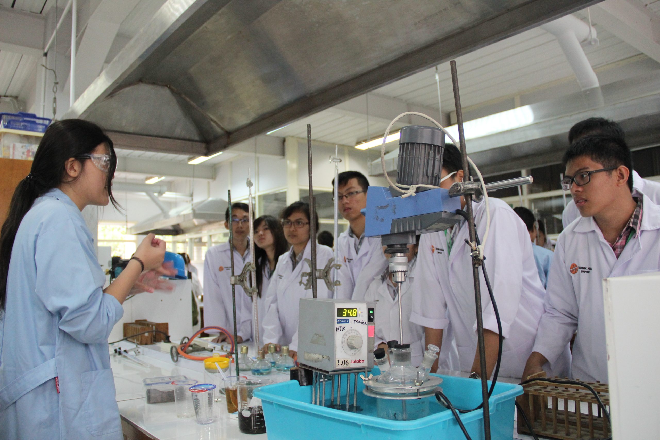 tour lab | Teknik Kimia